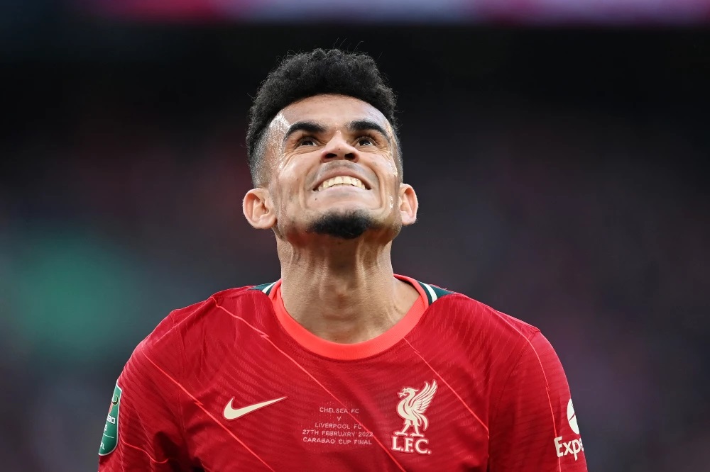 ‘Lucho’ Díaz, ganó su primer título con Liverpool y el octavo en su ... ‘Lucho’ Díaz, ganó su primer título con Liverpool y el octavo en su ...